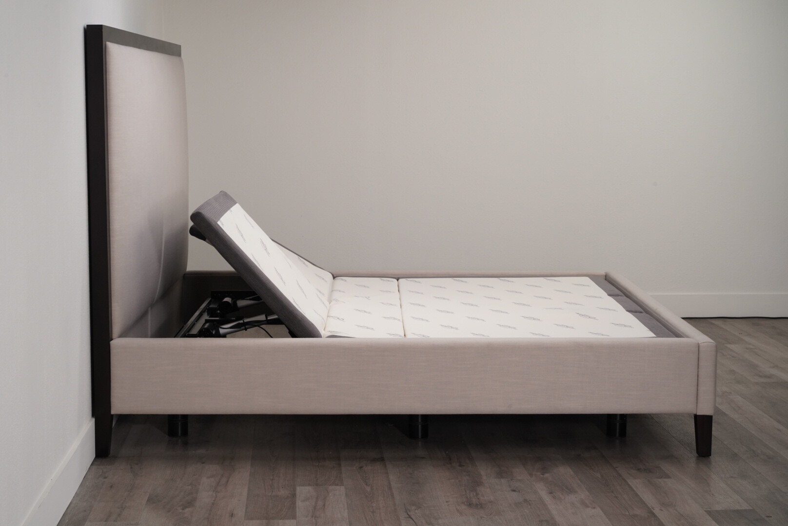 8 Adjustable Bed Sleeping Positions | Find Your Perfect Sleep